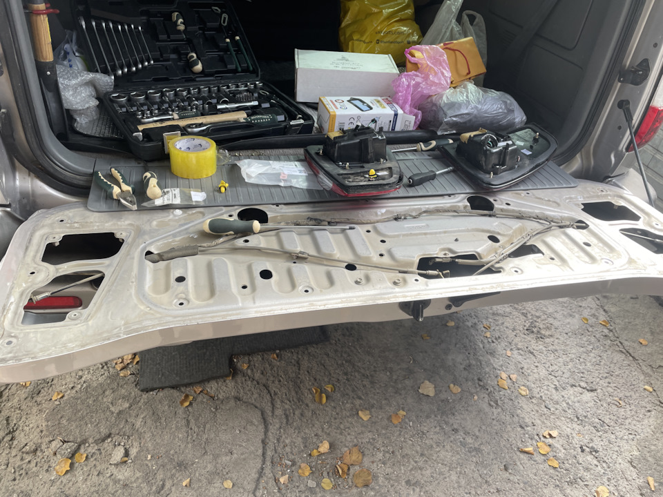 Задняя оптика Eagle Eyes — Toyota Land Cruiser 100, 4,7 л, 2001 года ...