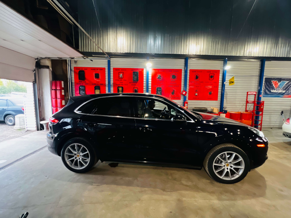 Замена масла в АКПП Porsche Cayenne 3G ZF 8hp65a в СПб — Motul Team на ...