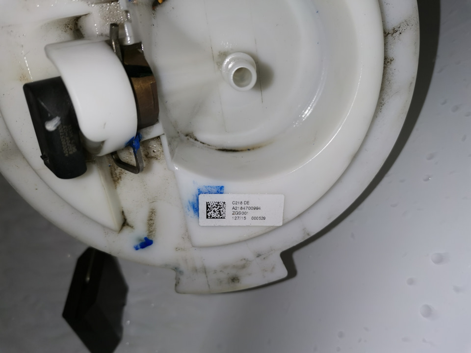 Топливный фильтр — Mercedes-Benz E-Class (W212), 2 л, 2015 года ...