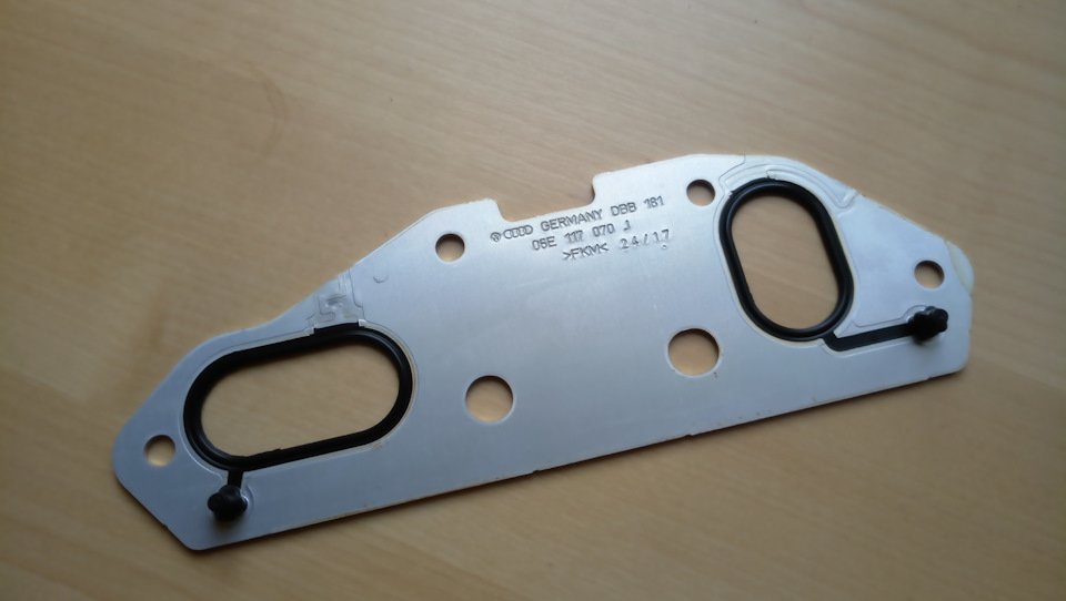 06E117070J Прокладка масляного радиатора AUDI 3.0T/ 3.2 VAG | Запчасти ...