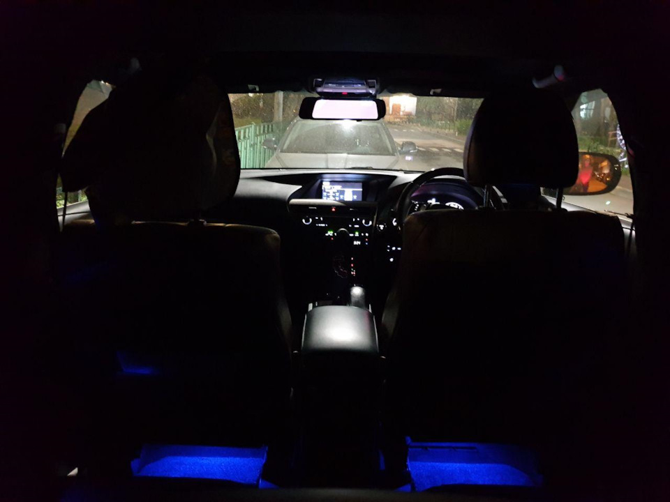 Амбиент подсветка в салоне — Lexus RX 450h (3G), 3 л, 2013 года ...