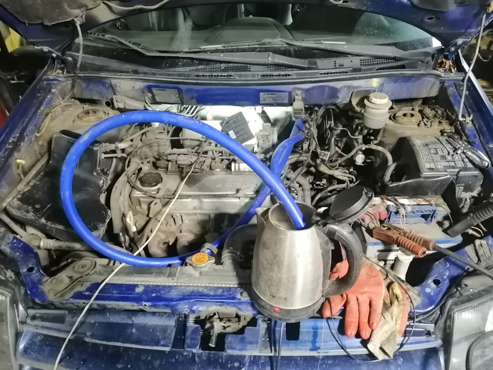 Промывка радиатора отопителя и сюрпризы — Mitsubishi Space Runner (2G ...