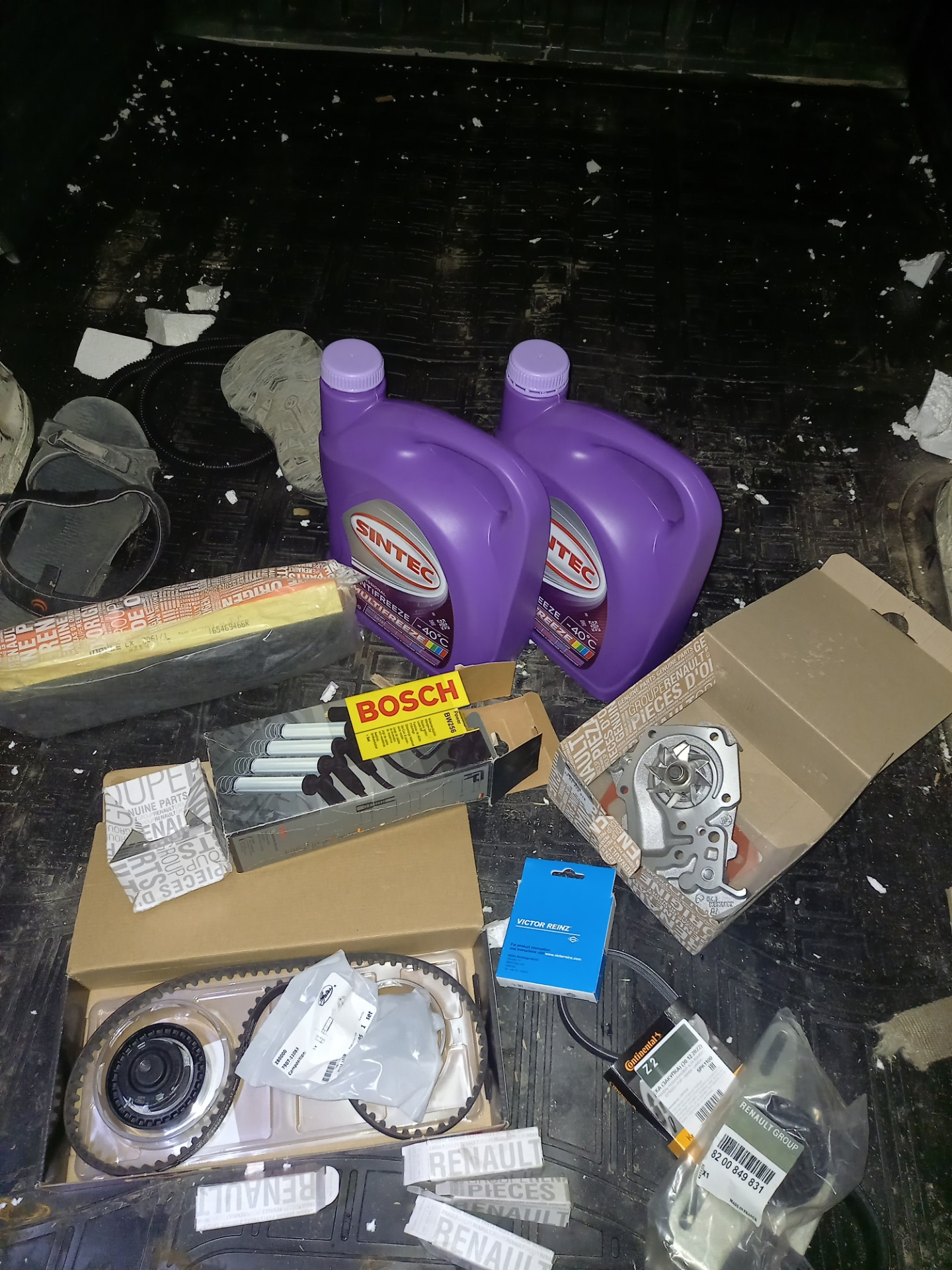 Расходники — Lada Largus Фургон, 1,6 л, 2015 года | расходники | DRIVE2