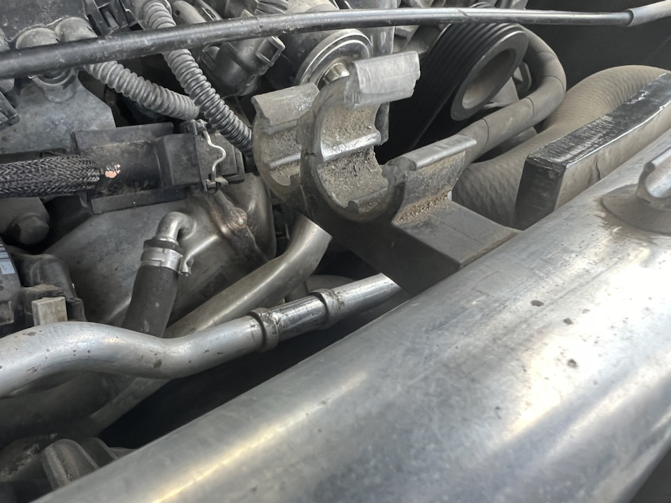 Бесячие дребезжание при включении кондиционера Ч.3 Решено! — BMW X5 ...