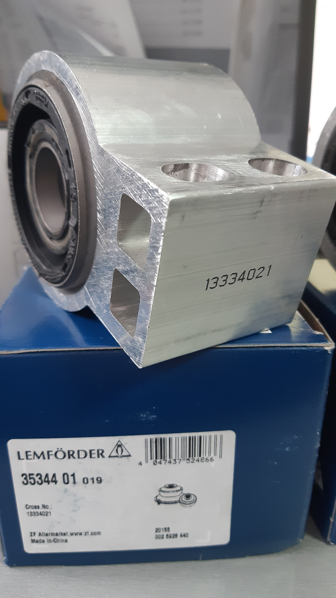 Замена задних сайлентблоков переднего рьічага — Opel Astra J, 1,7 л ...