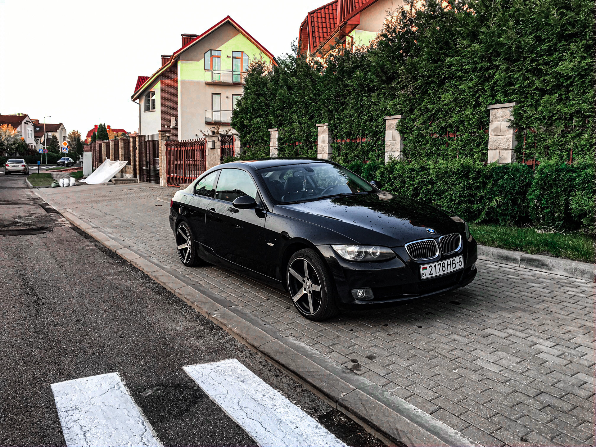 Осенний фотосет — BMW 3 series Coupe (E92), 2 л, 2008 года | фотография | DRIVE2