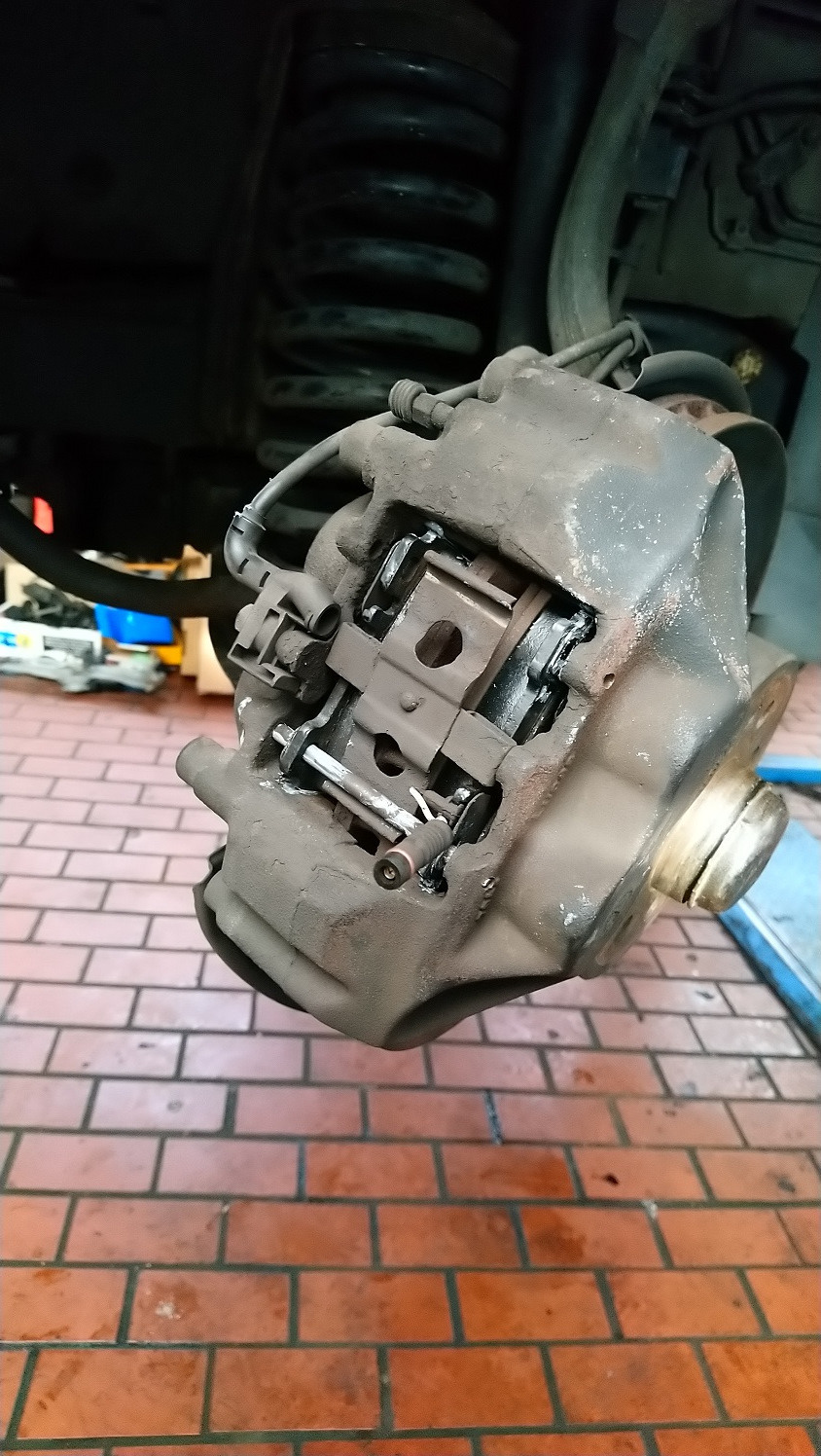 Внедрение "верхнего" расширительного бачка — Mazda 626 IV (GE), 2 л ...