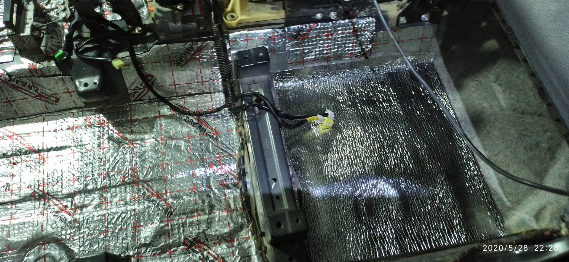 Шумо- и вибро изоляция suzuki sx4 — Suzuki SX4 (1G), 1,6 л, 2007 года ...