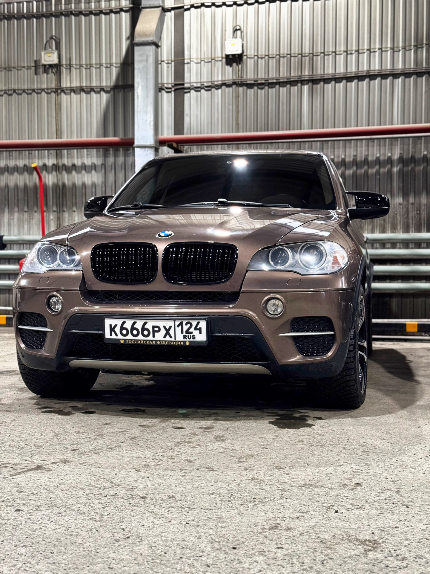 Занижение или как это сделать — BMW X5 (E70), 3 л, 2013 года | другое | DRIVE2