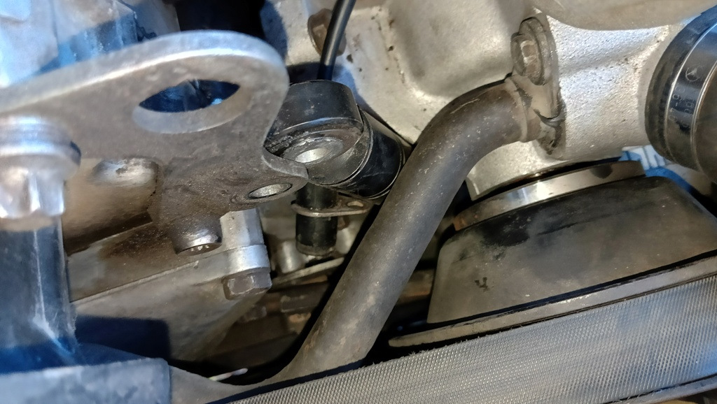 Установка датчика ВМТ A 0021532228 (он же A 0021531328) — Mercedes-Benz ...