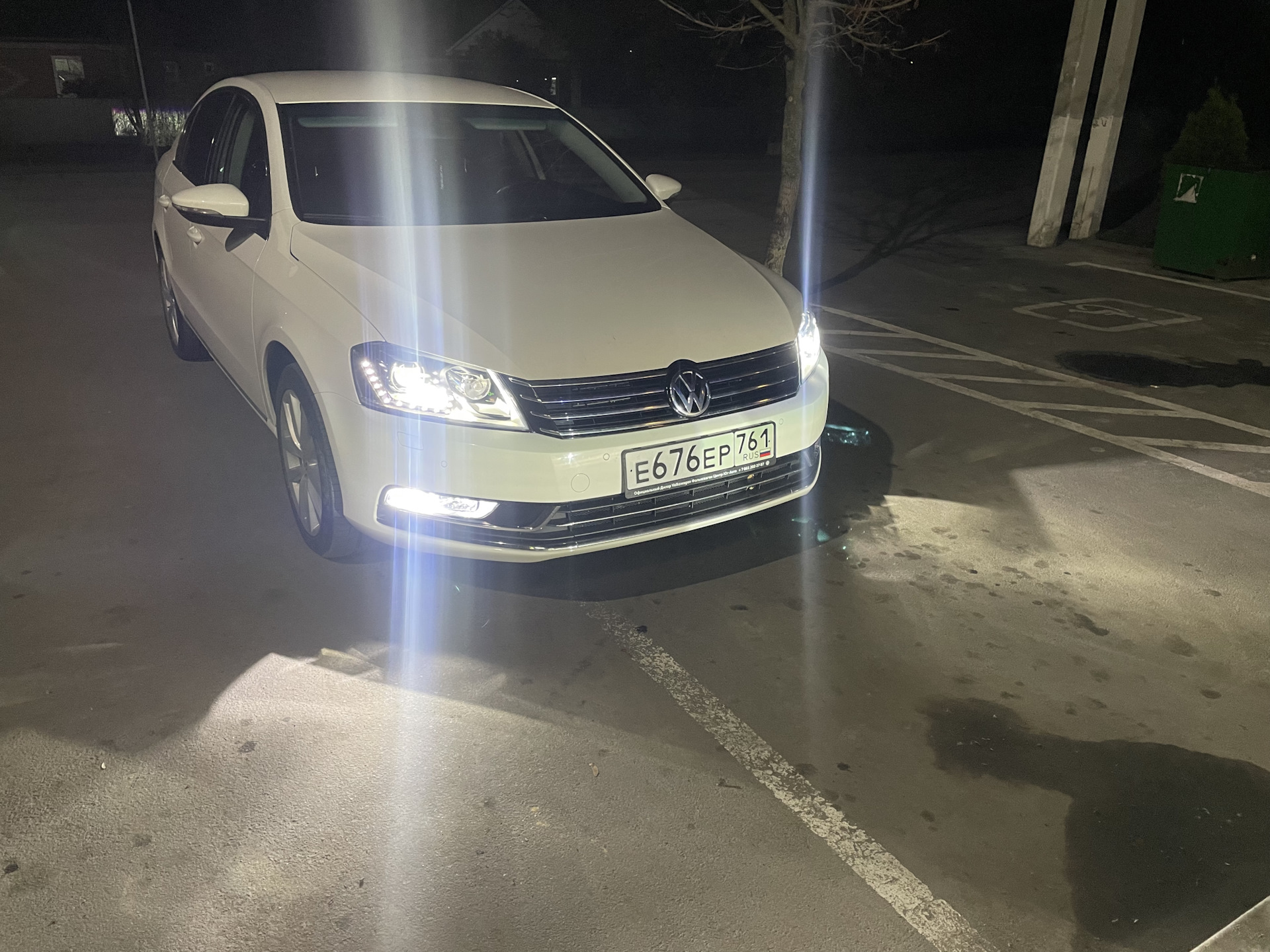 Пришло время Bi-led Zorkiy X70 "Laser Effect" — Volkswagen Passat B7, 1 ...