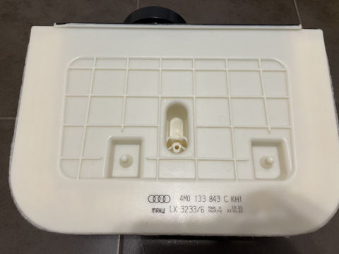 4M0133843C Фильтр воздушный / AUDI Q7 2.0TFSI, 3.0TDI 16~ VAG ...