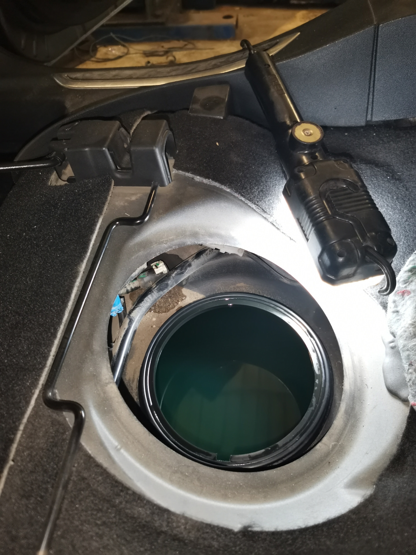 Замена топливного насоса ew10a — Citroen C5 (2G), 2 л, 2008 года ...