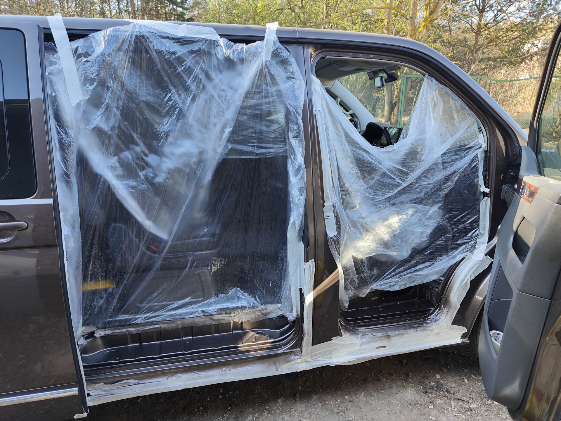 Замена уплотнителей дверей и борьба со ржавчиной. — Volkswagen Multivan ...