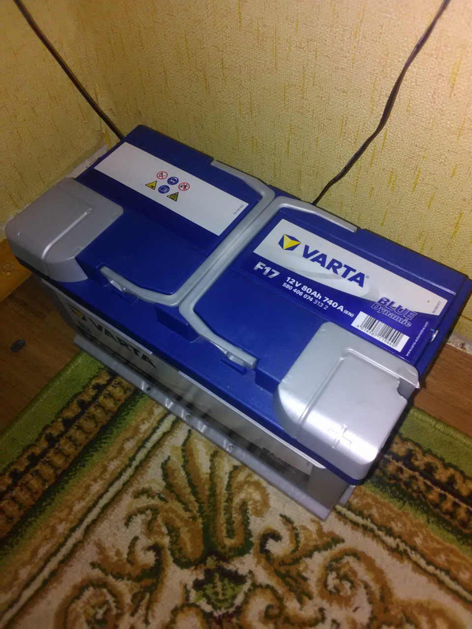 5804060743132 Аккумулятор автомобильный Varta Blue Dynamic F17 6СТ-80 VARTA | Запчасти на DRIVE2