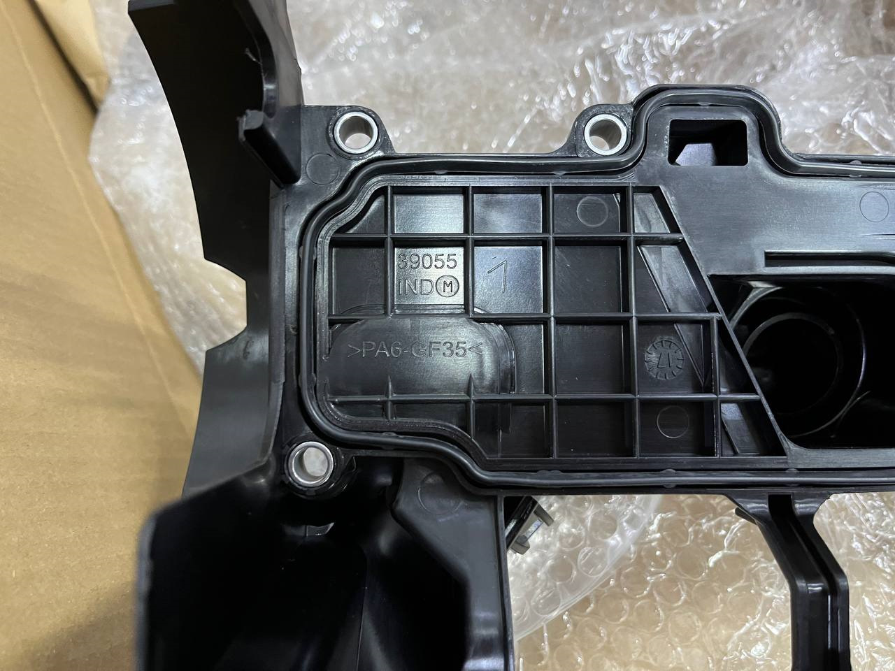 Замена маслосъемных колпачков, клапанной крышки 1.4 HDI/TDCI — Ford ...