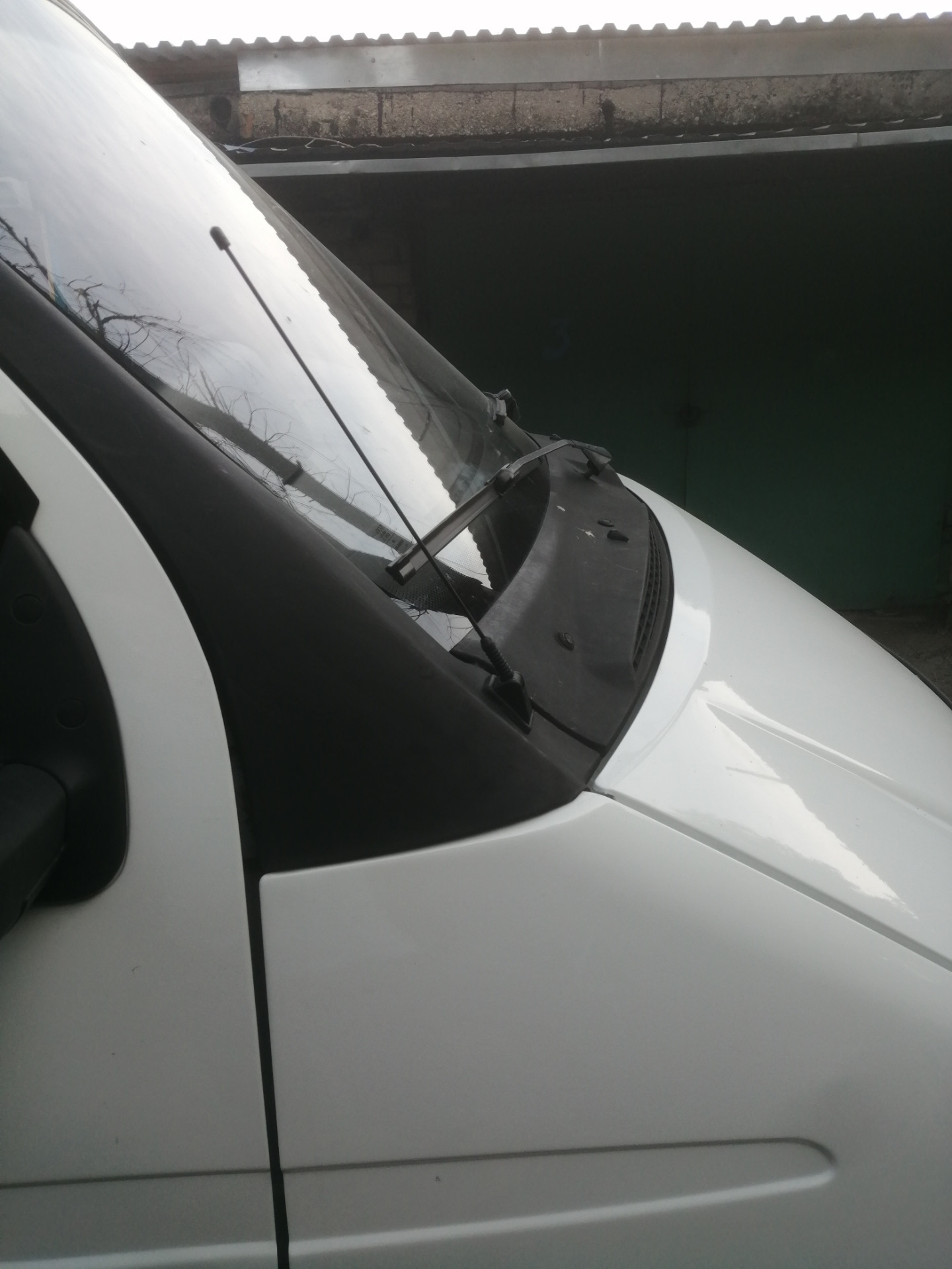 Заводская антенна — ГАЗ Газель, 2,9 л, 2011 года | аксессуары | DRIVE2