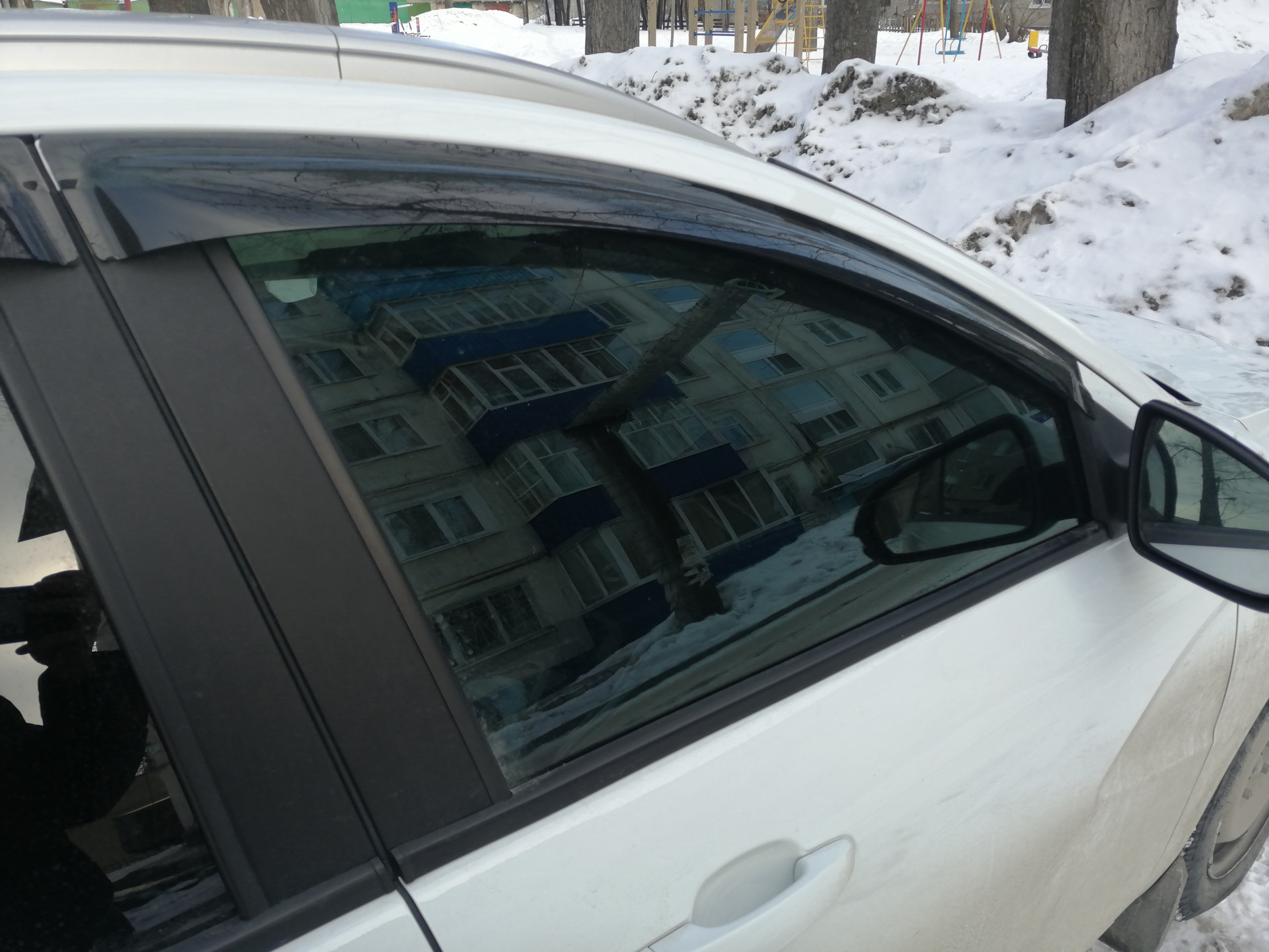 Жесткая съёмная тонировка 35%. — Lada Vesta SW (1G), 1,6 л, 2020 года ...