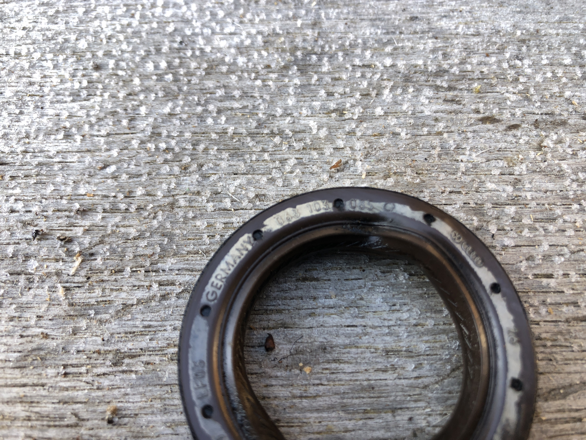 Сальник коленвала/распредвала/промвала двигателя 2Е на Golf 3 GTI ...