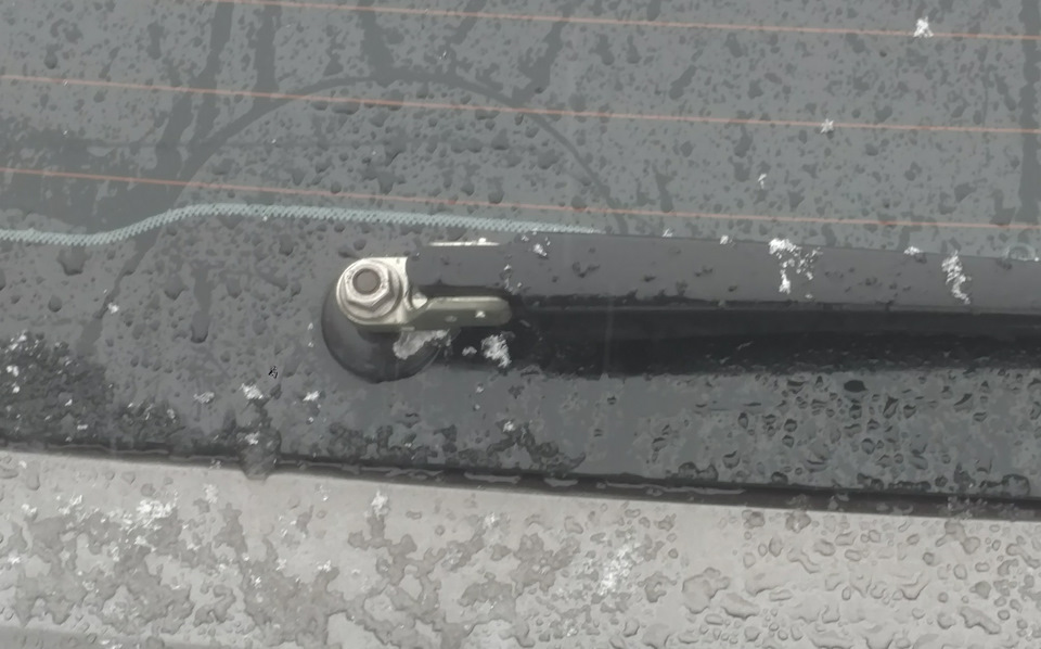 Колпачок заднего стеклоочистителя — Peugeot 308 SW (2G), 1,6 л, 2016 ...