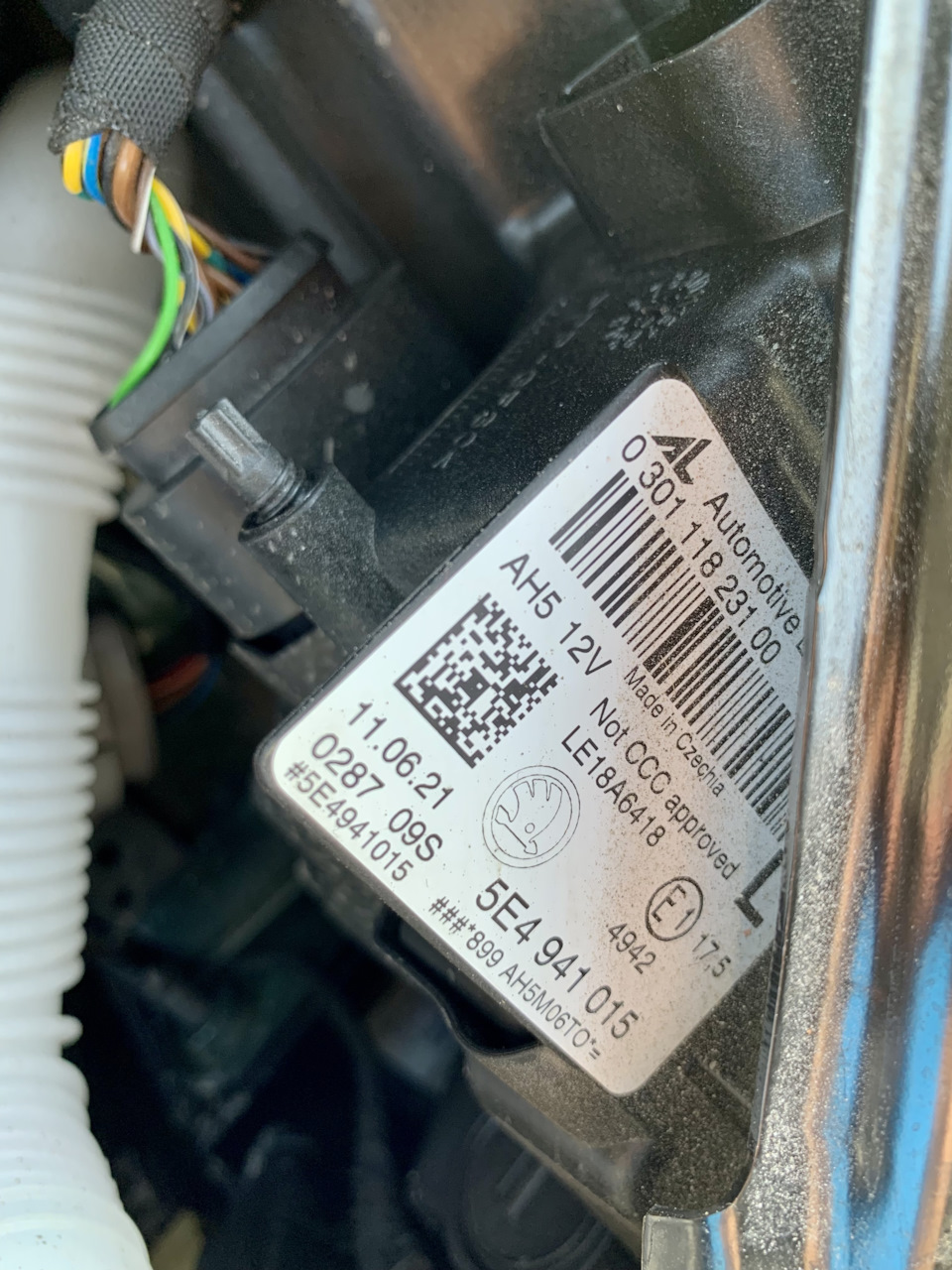 5E4941015 Фара передняя левая VAG | Запчасти на DRIVE2