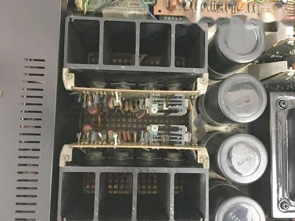 1979-81. Техно-серия А-оо и А-*00, выпускавшаяся параллельно с голубыми ...