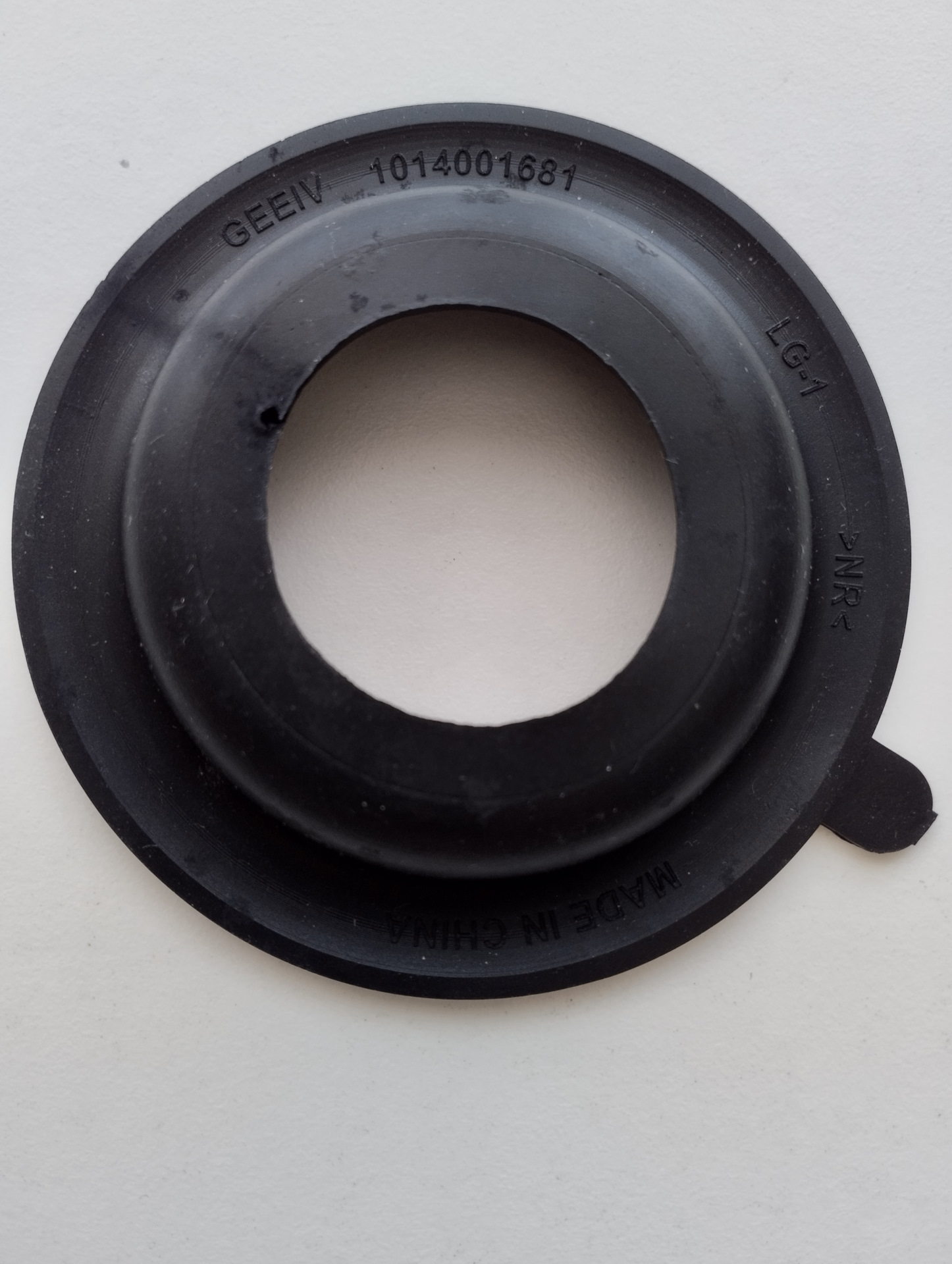 Резинка прокладка нижняя пружин задних Geely mk — Geely MK, 1,5 л, 2012 ...