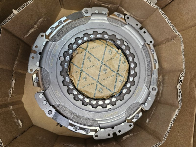 Комплект сцепления VAG 1.5 TFSI/TSI на Audi A3 (8V), Volkswagen Golf ...