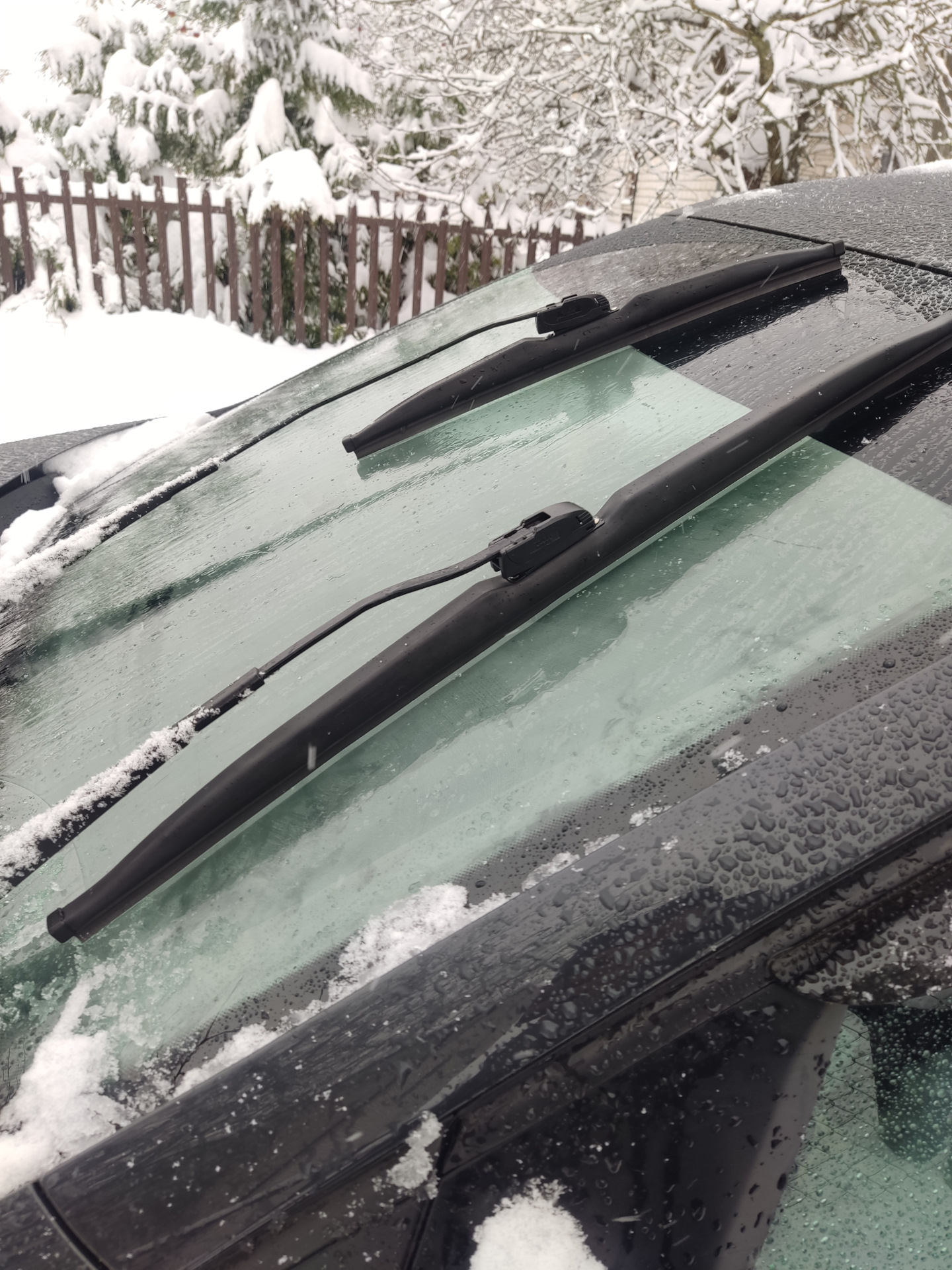 Зимние щетки стеклоочистителя — Volkswagen Polo Sedan, 1,6 л, 2015 года ...