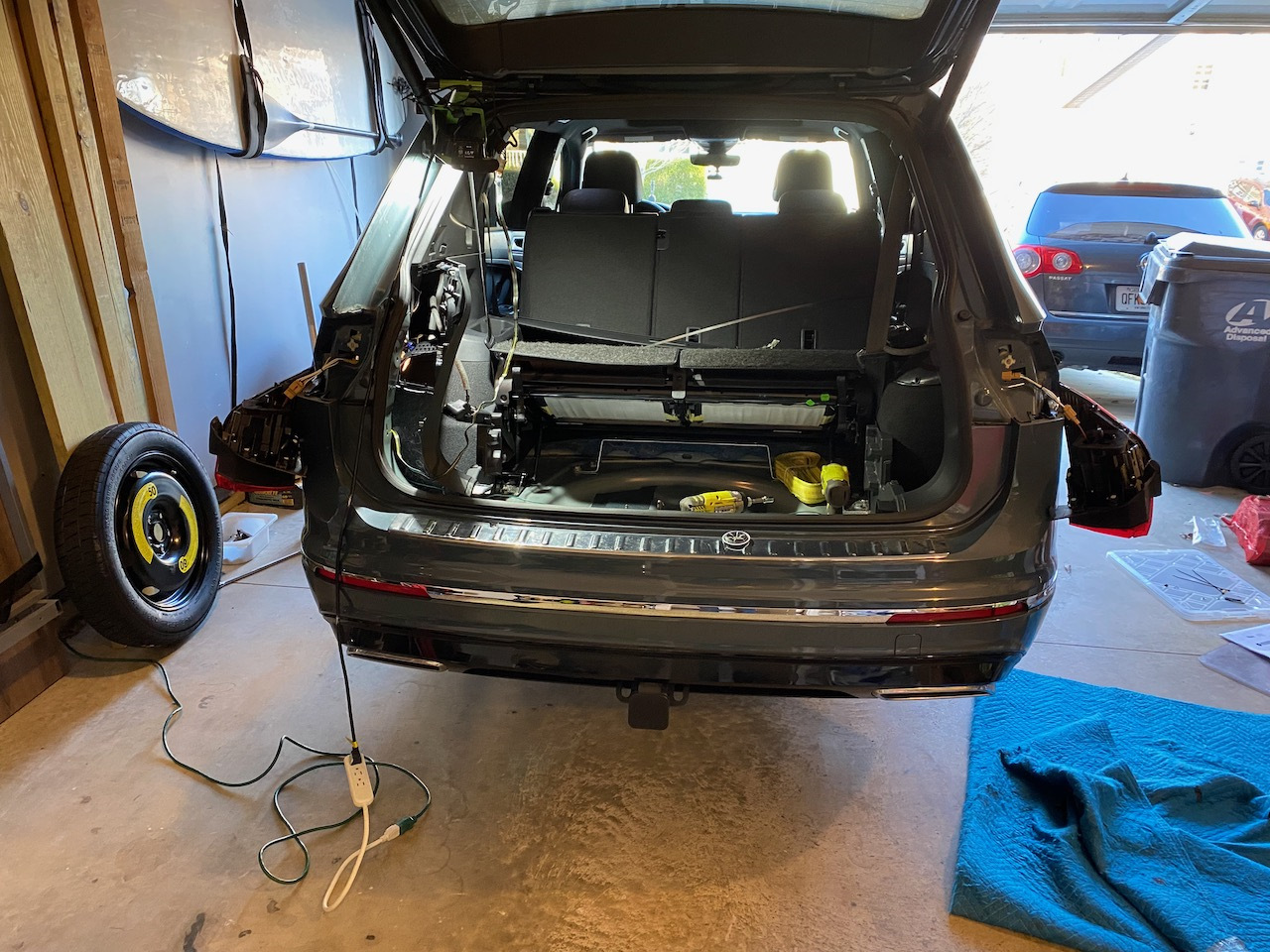 Подушки Air Lift 1000 — Volkswagen Tiguan Allspace, 2 л, 2020 года ...