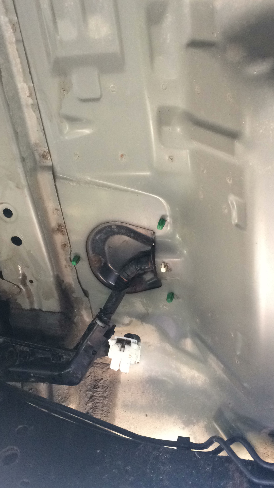 Замена датчика уровня топлива — Toyota Land Cruiser Prado 150-series, 3 ...