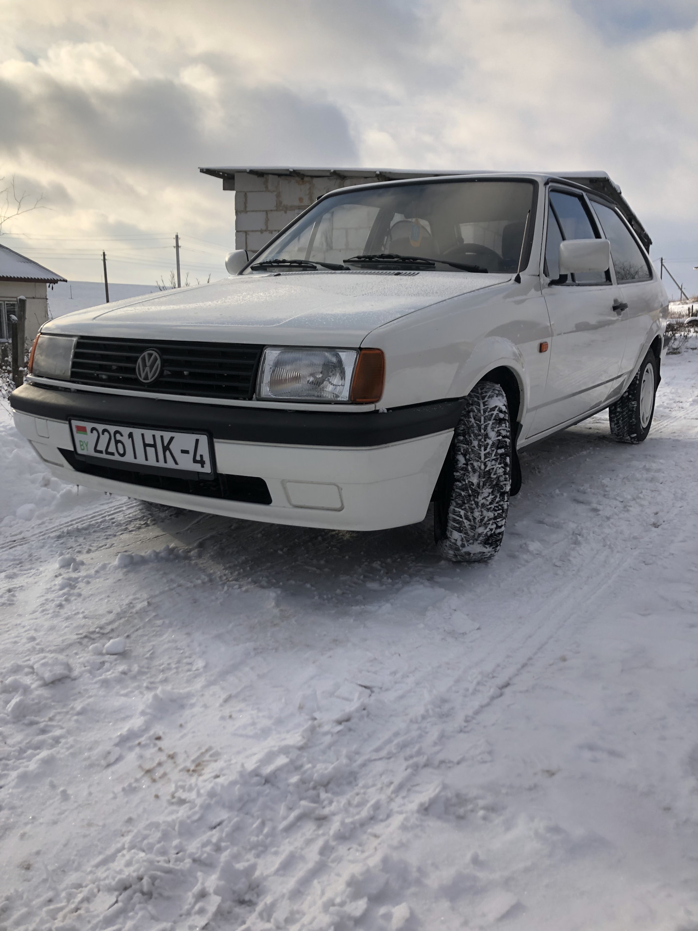 Красота — Volkswagen Polo Hatchback Mk2, 1 л, 1993 года | просто так ...