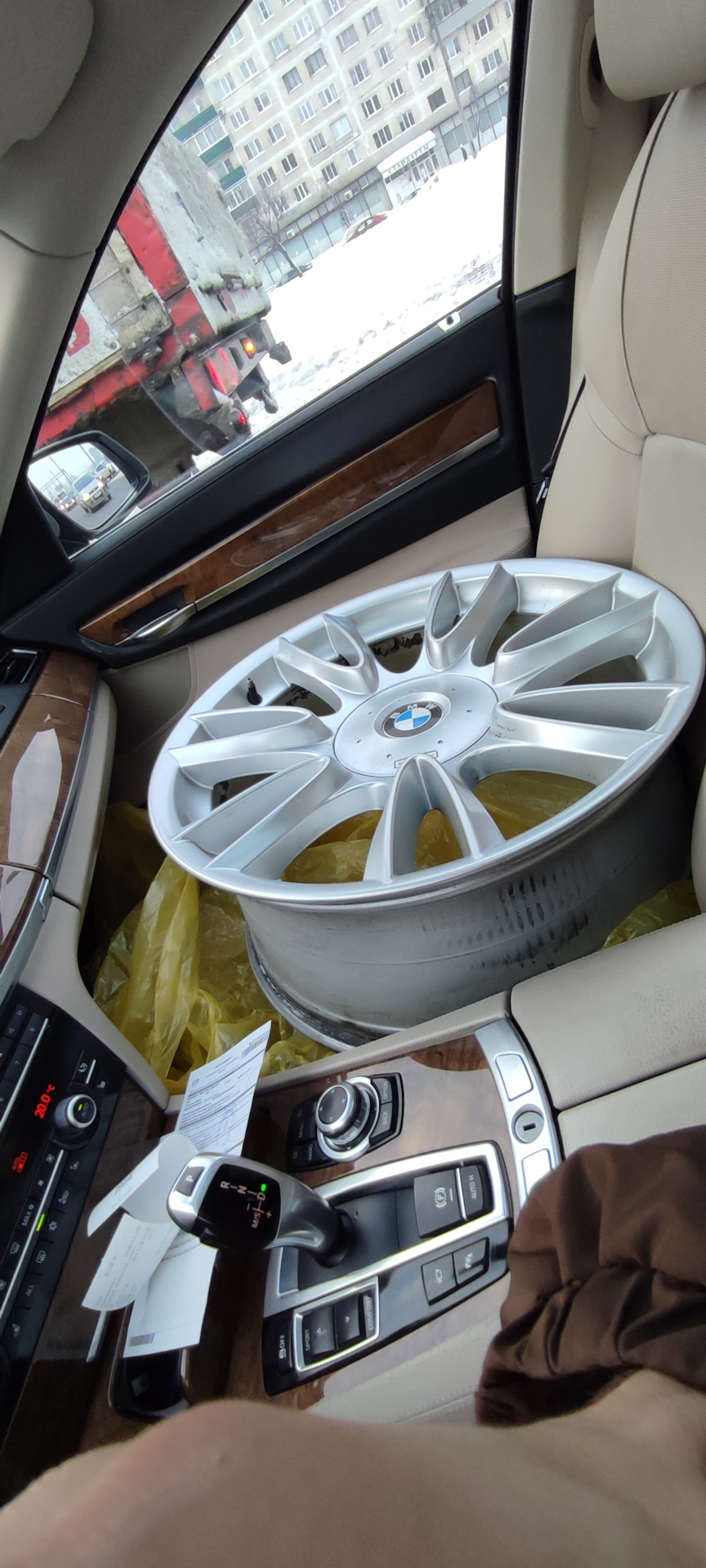 Диски bmw 301 r20 стиль 740Li — BMW 7 series (F01/02), 3 л, 2009 года ...