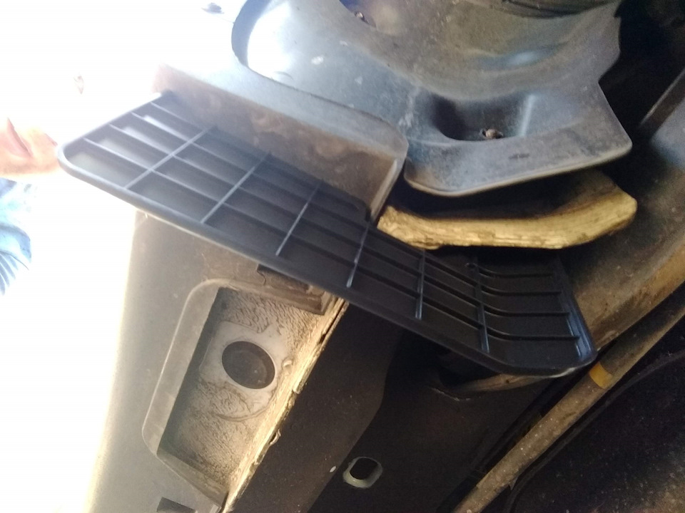 Задние брызговики. Установлены :) — KIA Sportage (3G), 2,4 л, 2015 года ...