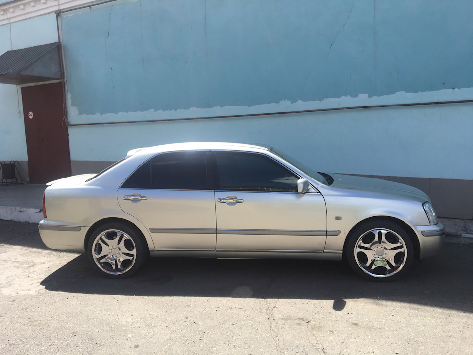 Летний вид — Toyota Progres, 3 л, 2002 года | просто так | DRIVE2