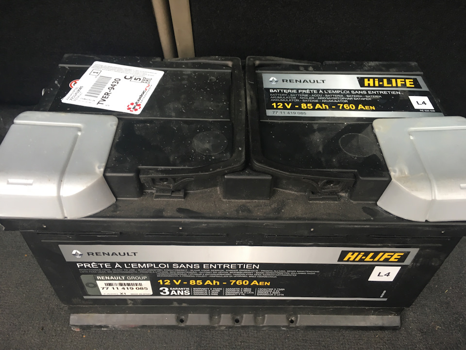 Замена аккумулятора — Renault Laguna III, 2 л, 2008 года | расходники ...