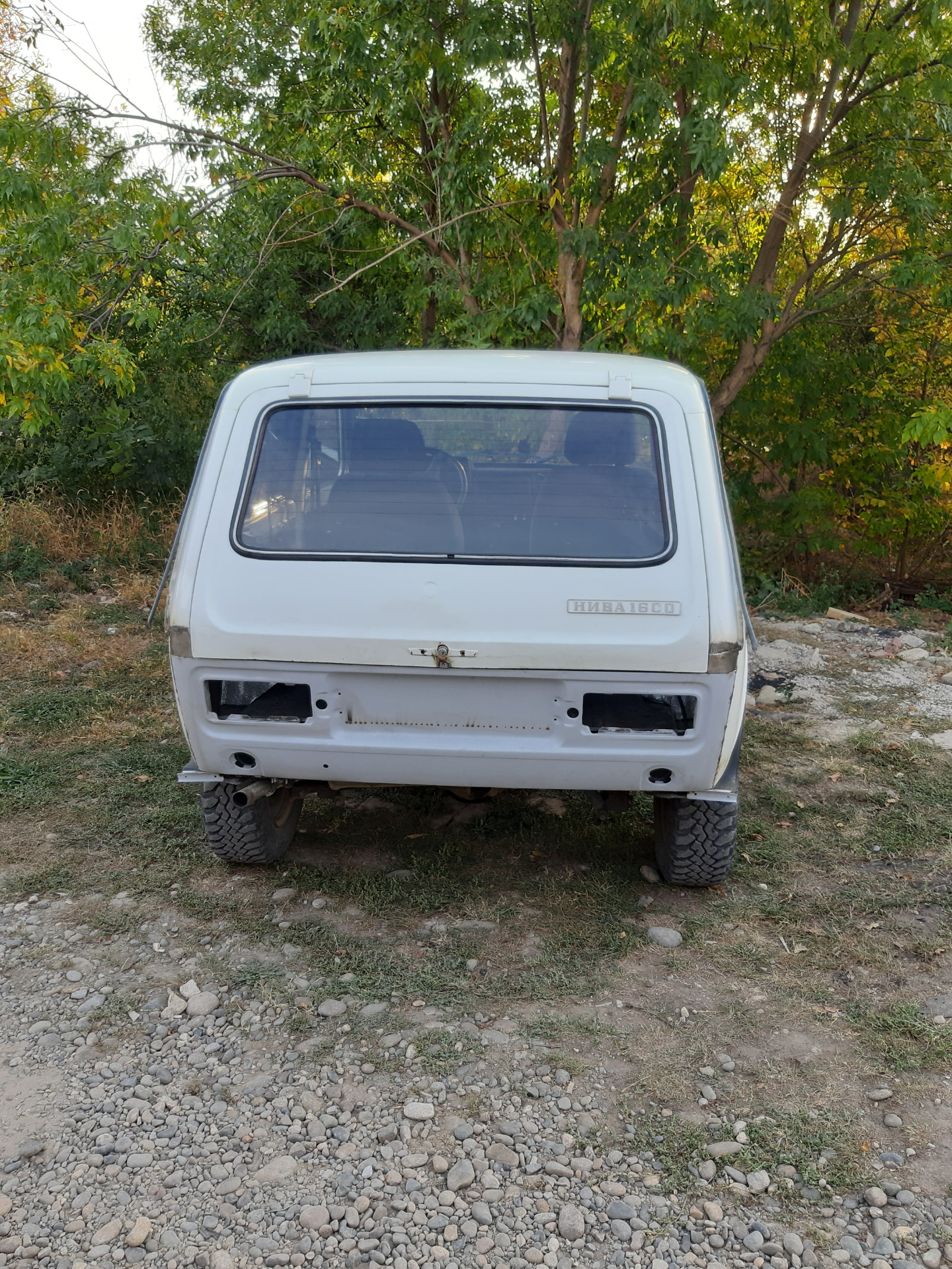Возвращение к корням! Задняя панель 2121 на месте. — Lada 4x4 3D, 1,6 л, 1983 года | кузовной ...