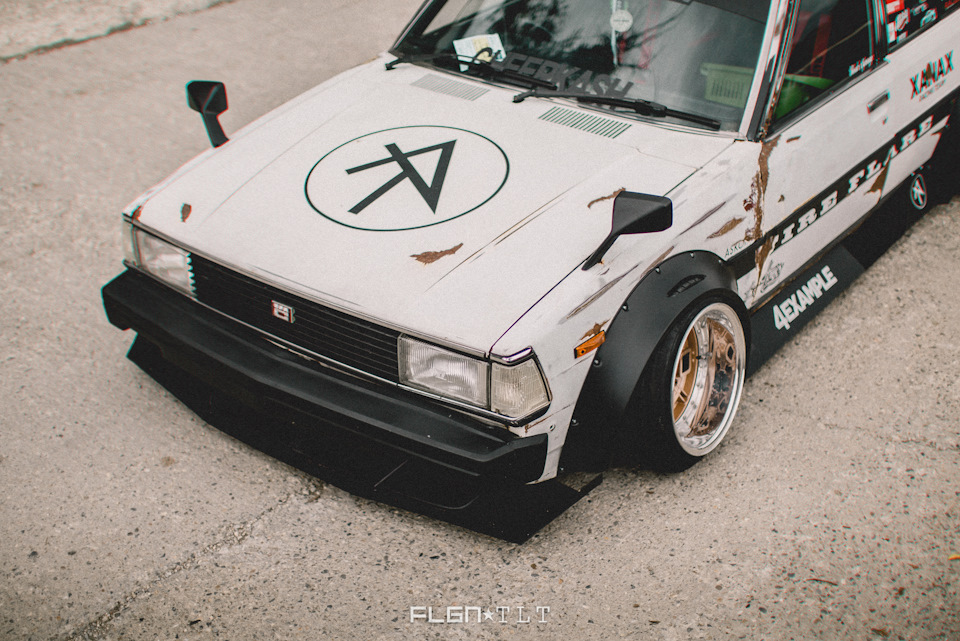 GROUNDED 2018 FLGN TLT — Toyota Corolla (70), 1,6 л, 1982 года ...