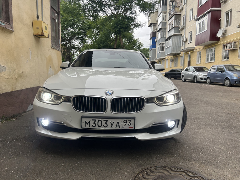 Да будет свет! — BMW 3 series (F30), 1,6 л, 2013 года | запчасти | DRIVE2
