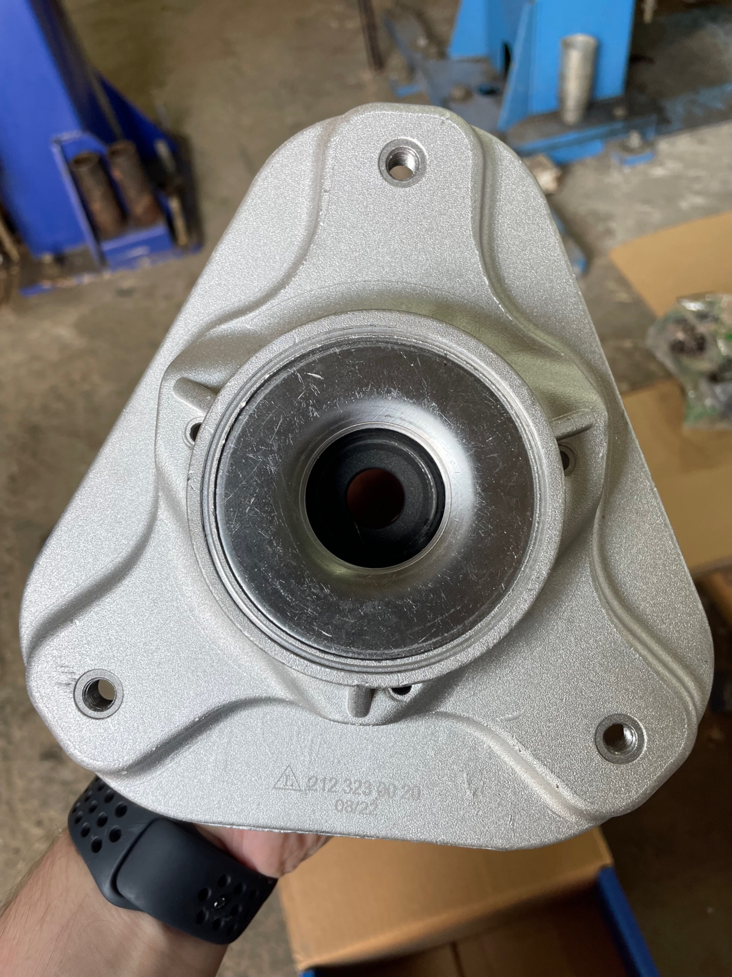 Запись #11 Замена стоек амортизаторов, опор, опорных подшипников ...