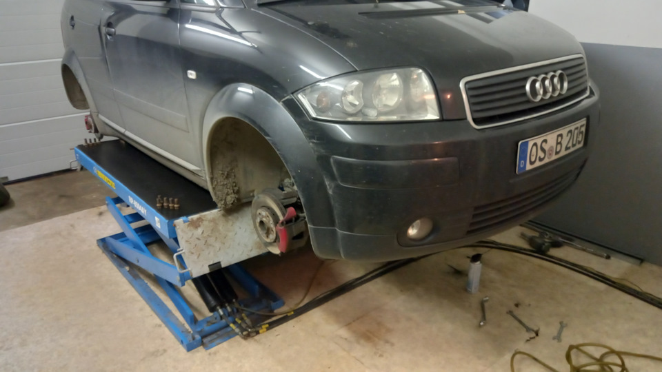 Новые чугунные рычаги — Audi A2, 1,4 л, 2005 года | поломка | DRIVE2