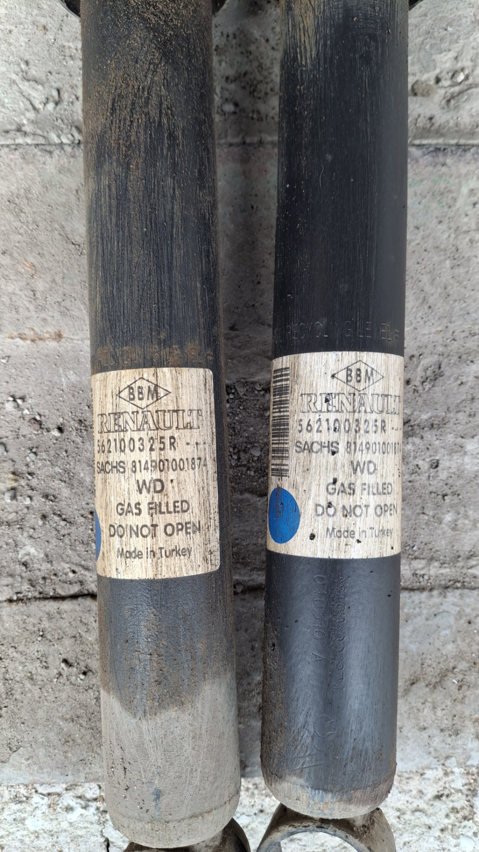 562100325R Амортизатор зад RENAULT | Запчасти на DRIVE2