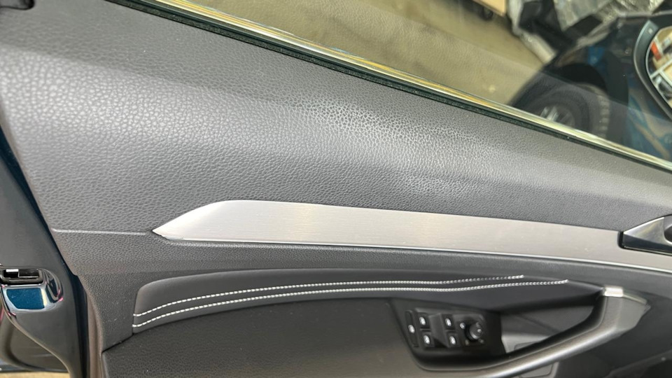 Замена антенны Passat B8. Трансплантация плавника у Тунца — Volkswagen ...