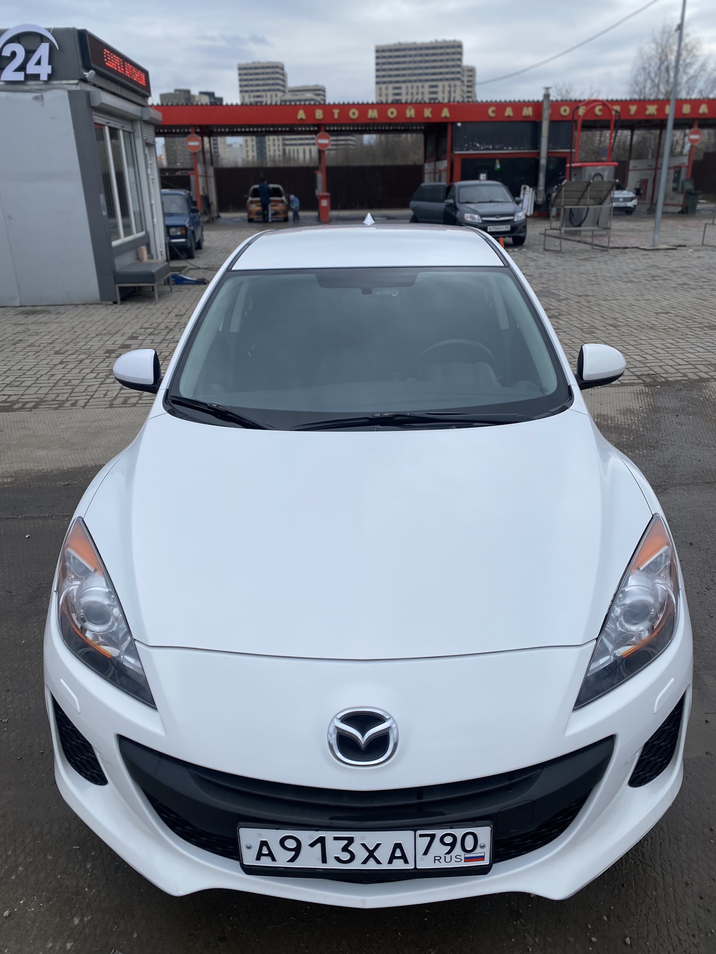 Плавник 🦈 — Mazda 3 (2G) BL, 1,6 л, 2011 года | аксессуары | DRIVE2