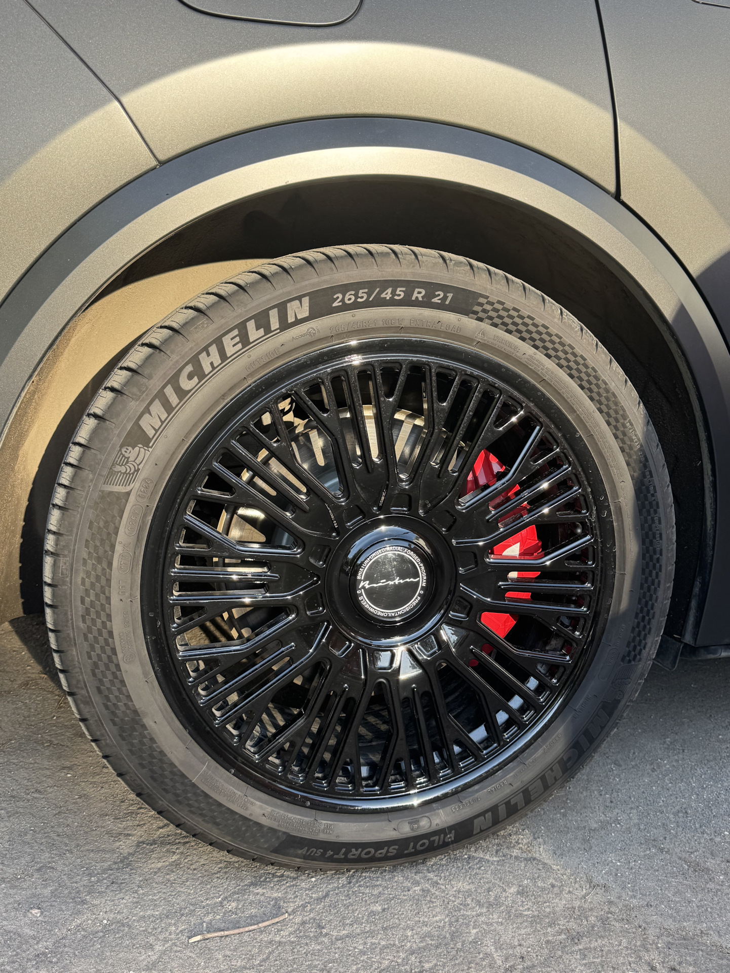 Тапки 2025 новый сезон (Обновлено) — Li Auto Li L9, 1,5 л, 2024 года | колёсные диски | DRIVE2