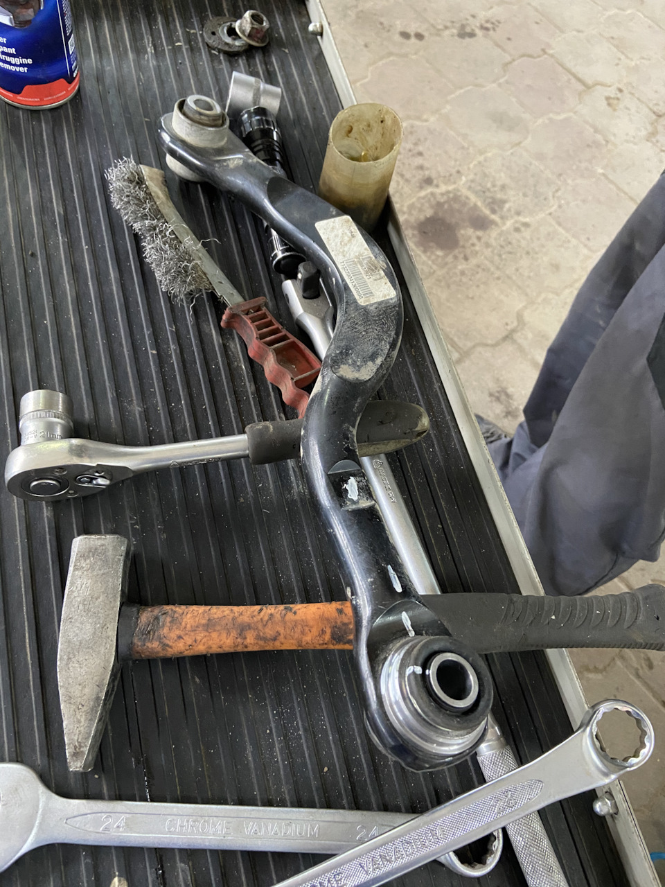 S-образные (развальные) рычаги — Cadillac SRX (2G), 3 л, 2012 года ...