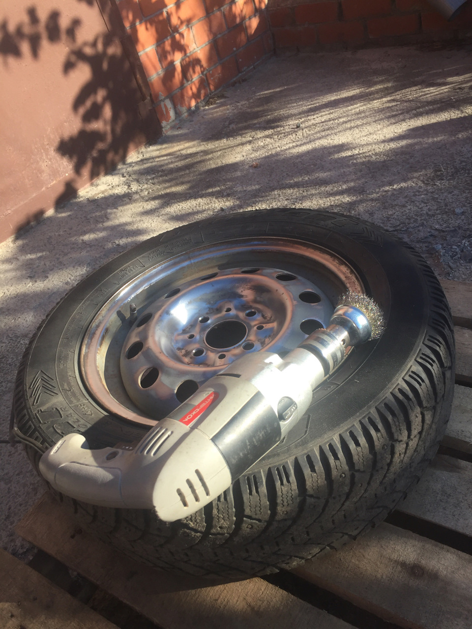 Пришел мороз, закончился трос))) — Ford Focus Hatchback III, 2 л, 2012 ...