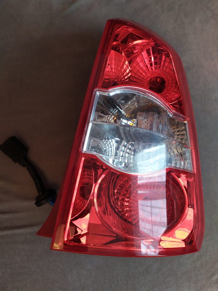 96412804 Фонарь задний правый вагон GM | Запчасти на DRIVE2