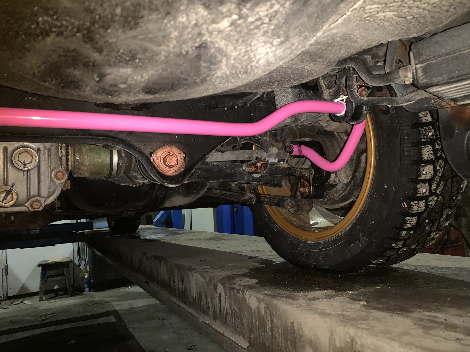 Замена заднего стабилизатора с 17 мм на 20мм плюс новые резинки и новые ...