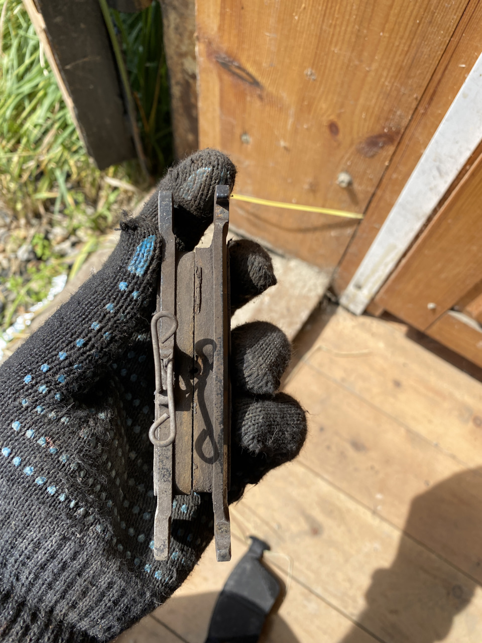 Замена задних колодок — Volkswagen Tiguan (2G), 1,4 л, 2019 года ...